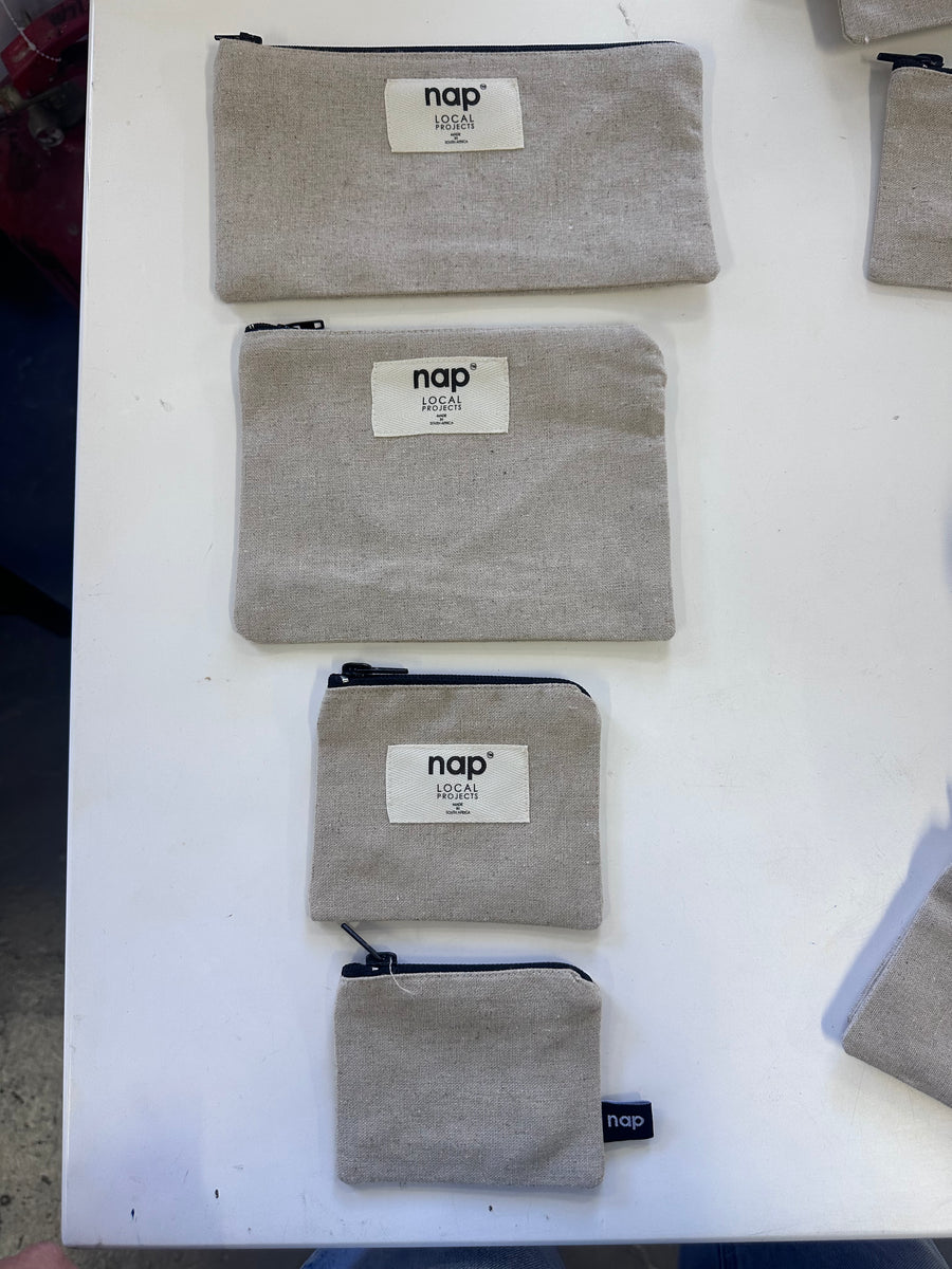 NAP LOCAL PROJECTS LINEN COIN PURSE WITH ZIP – NAP Living